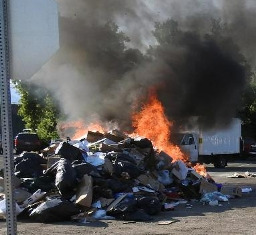 Steaming Hot Garbage - Fimfiction